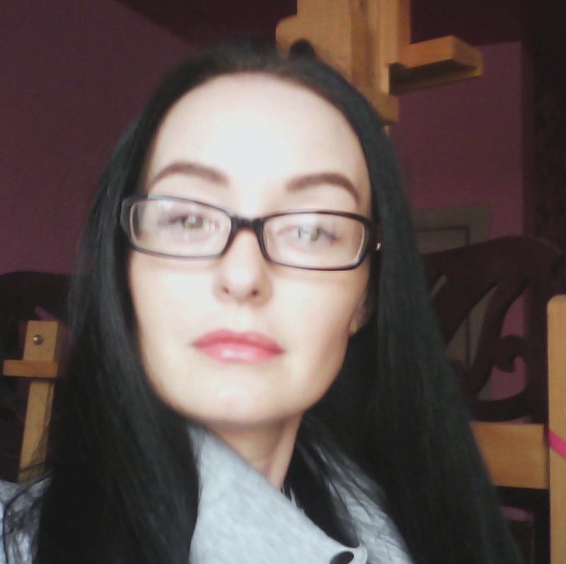 Catherine Metz (born in 13.12.1984) - Las biografías del pintor ...