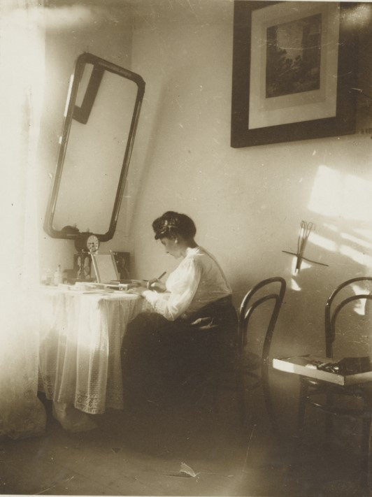 Love story in pictures: Alphonse Mucha and Marie Chytilová | Arthive