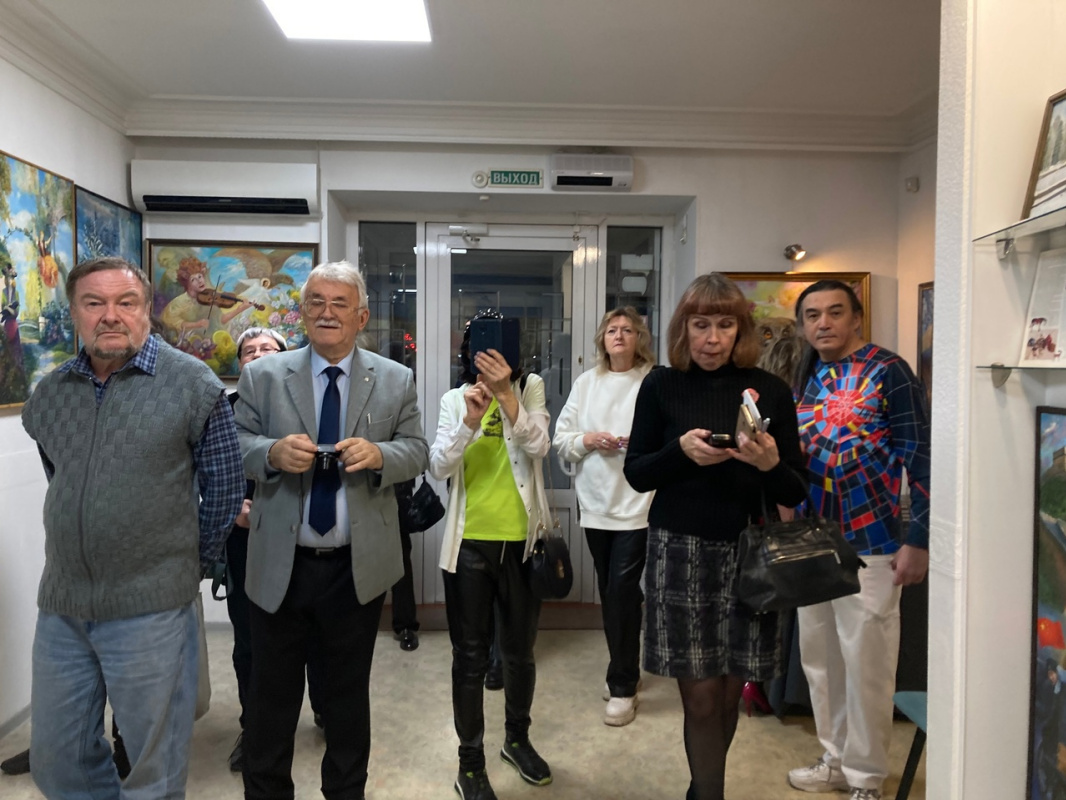 Opening of the solo exhibition "Earthly and Heavenly Love" by artist ...